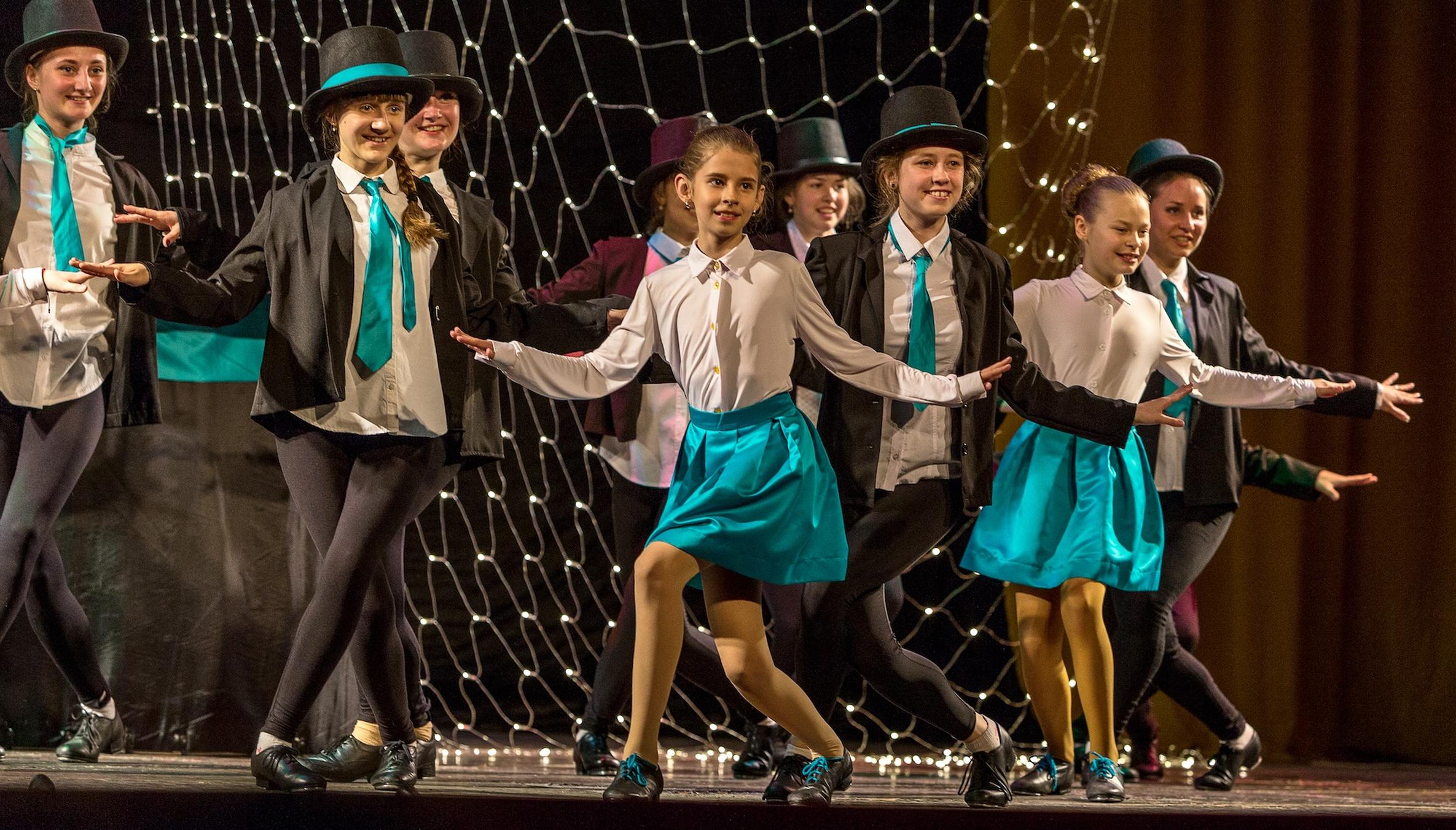 How to Get a Child Entertainment Work Permit | Backstage