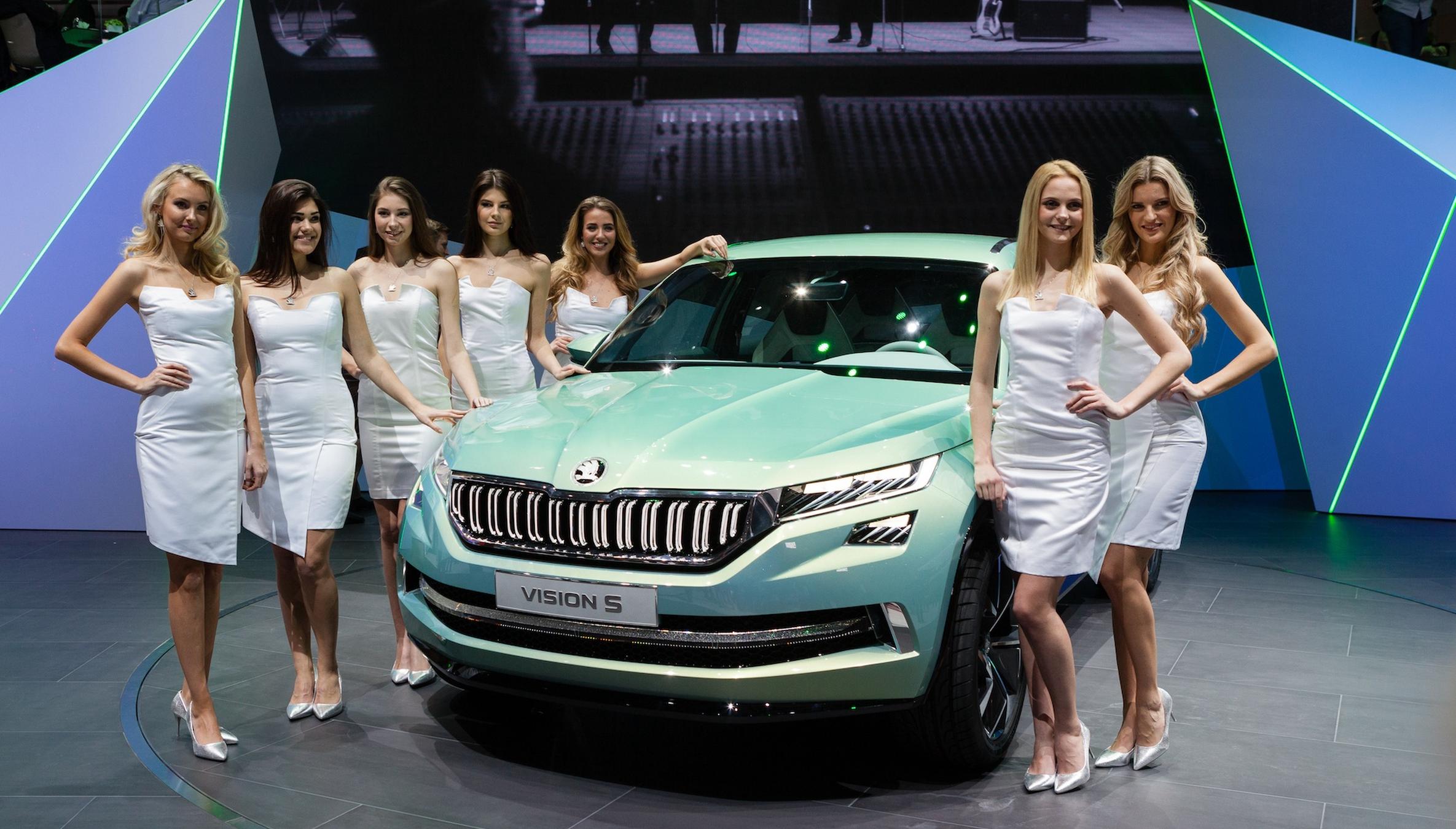 How to Become a Promotional Model | Backstage