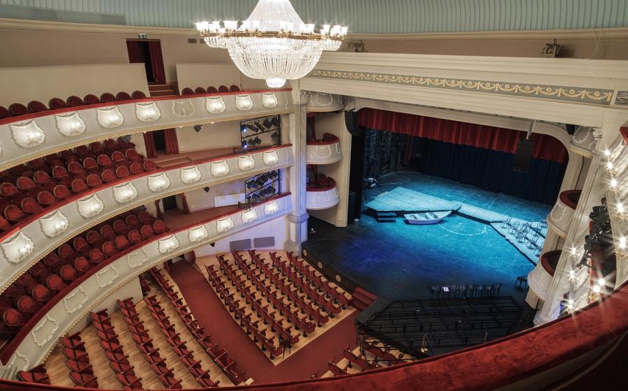 A Guide to Side Hustles and Survival Jobs for Actors | Backstage