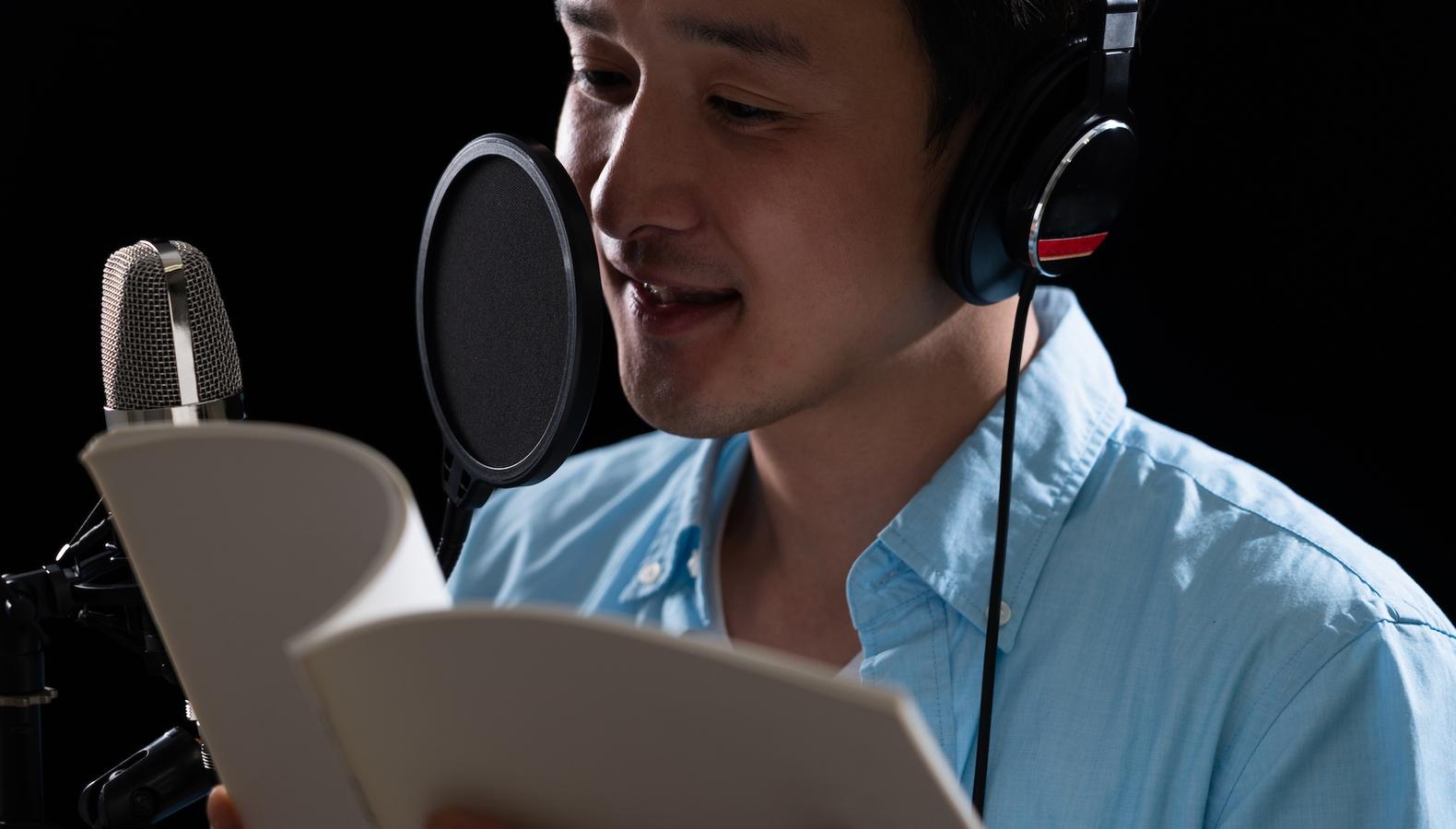 5 Voiceover Agencies to Amplify Your Success