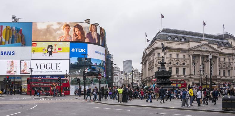 How Much Do Actors Get Paid in the UK? | StarNow