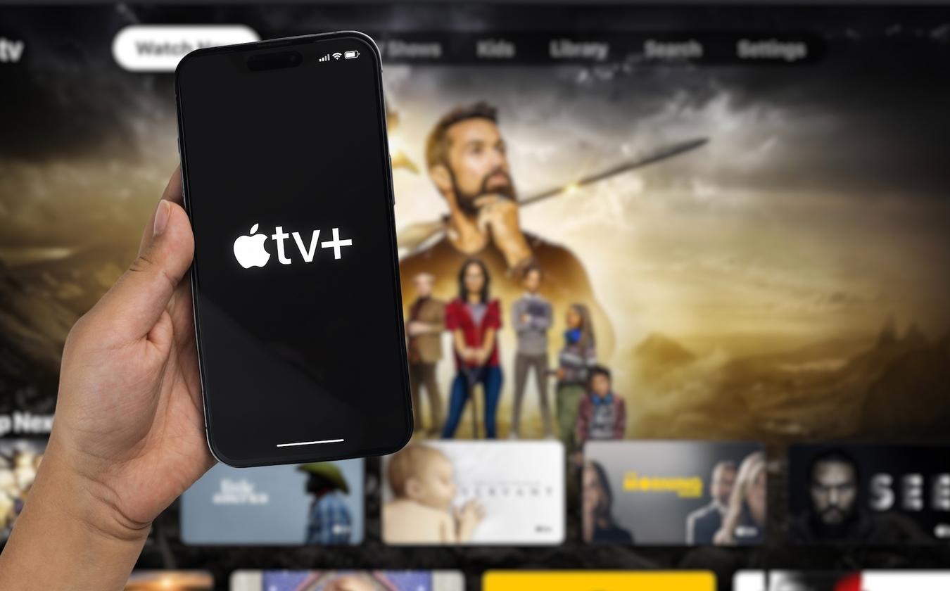 How Those ‘Squid Game’ Sets Were Designed + Built | Backstage