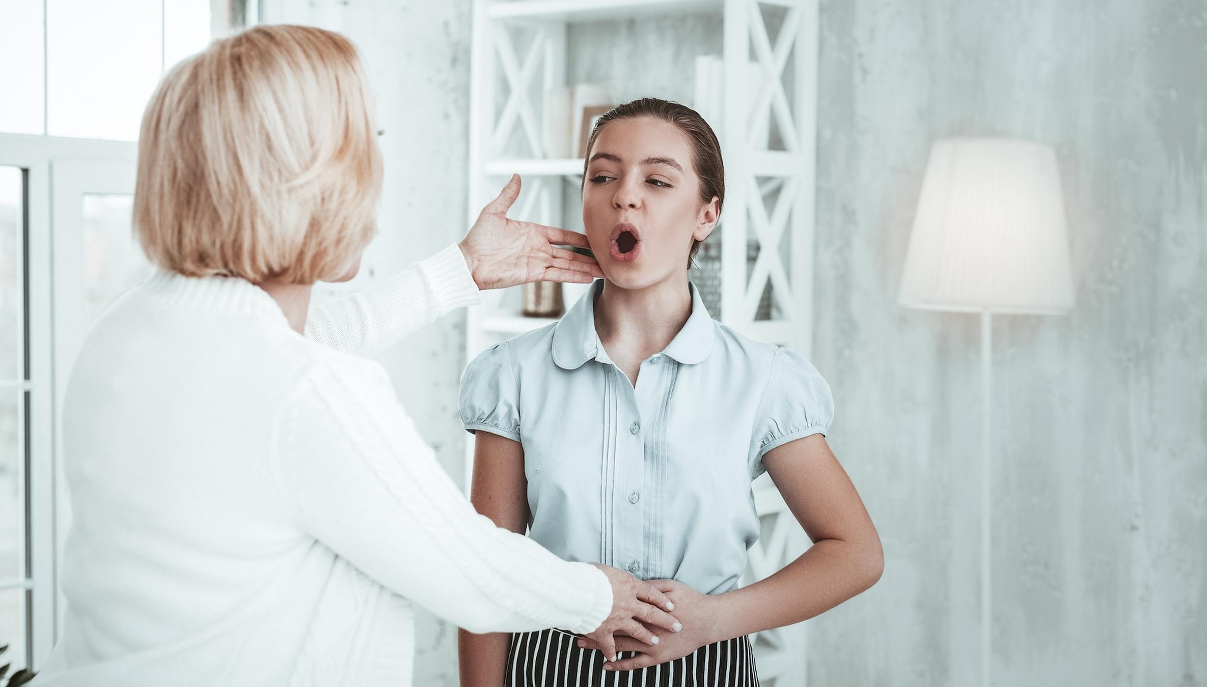 5 Quick Vocal Warm Ups for Actors | Backstage