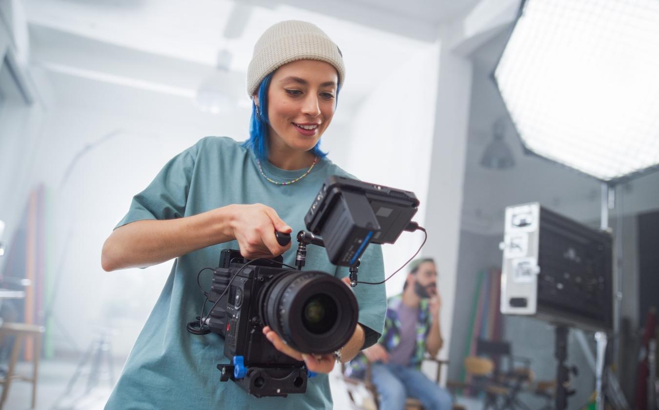 A Guide to Side Hustles and Survival Jobs for Actors | Backstage