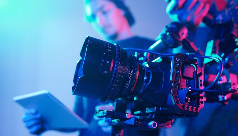 How to Become a Camera Operator in the UK | Mandy