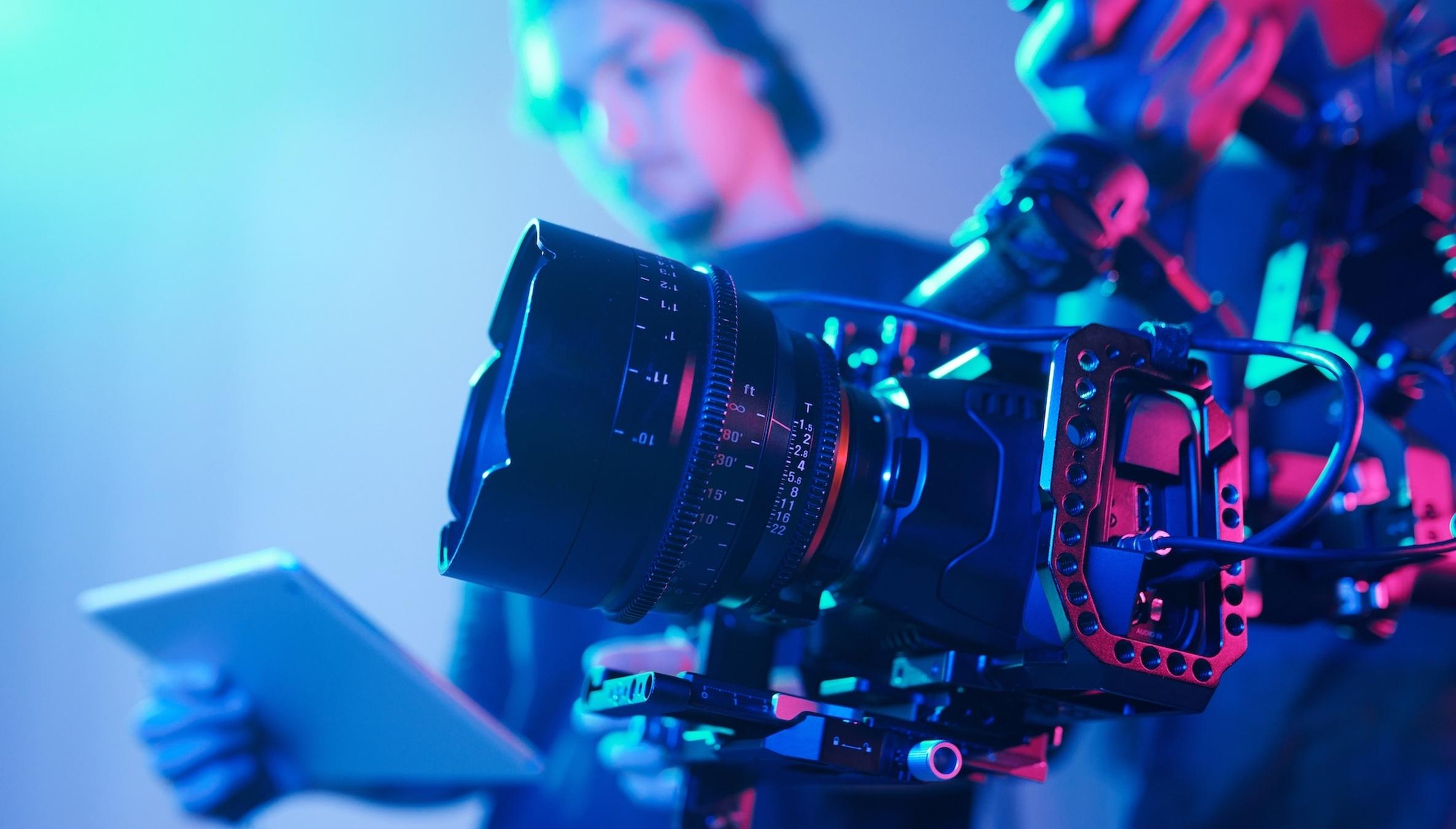 How to Become a Camera Operator in the UK | Mandy