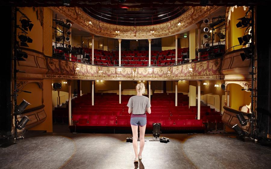 Stage Layouts: An Actor’s Guide | Backstage