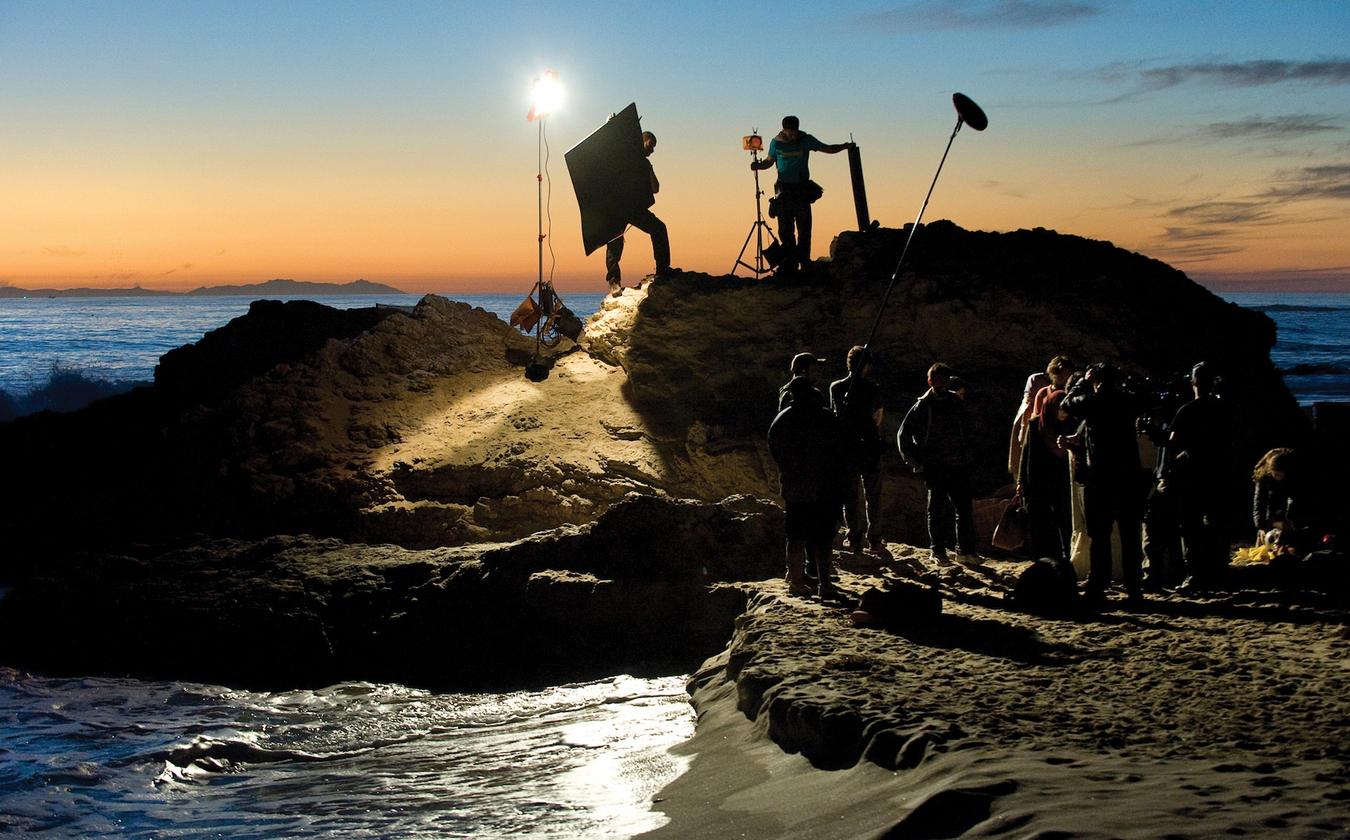 7 Camera Movements in Film: Pan, Zoom, Tilt, and More | Backstage
