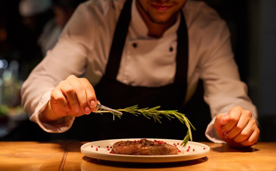 30 Monologues for Teenagers: Dramatic, Comedic, and Shakespearean