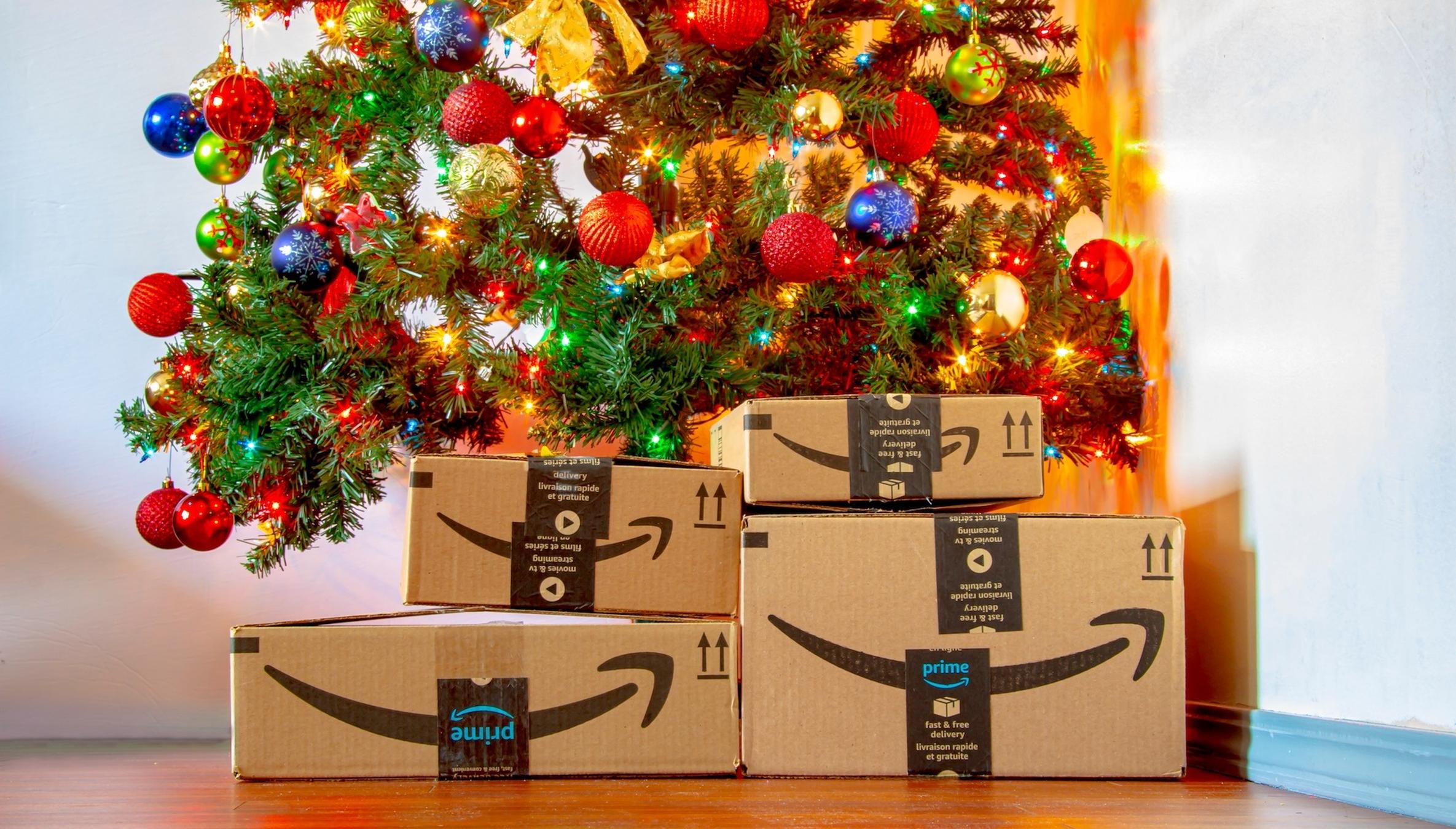 Now Casting: Earn $6,500 for a Global Amazon Holiday Campaign | Backstage