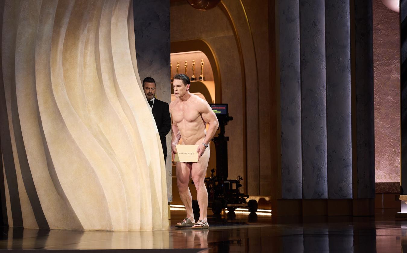 Stage Crew in Theater: Each Backstage Job, Explained | Backstage