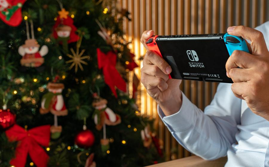 30 Monologues for Teenagers: Dramatic, Comedic, and Shakespearean