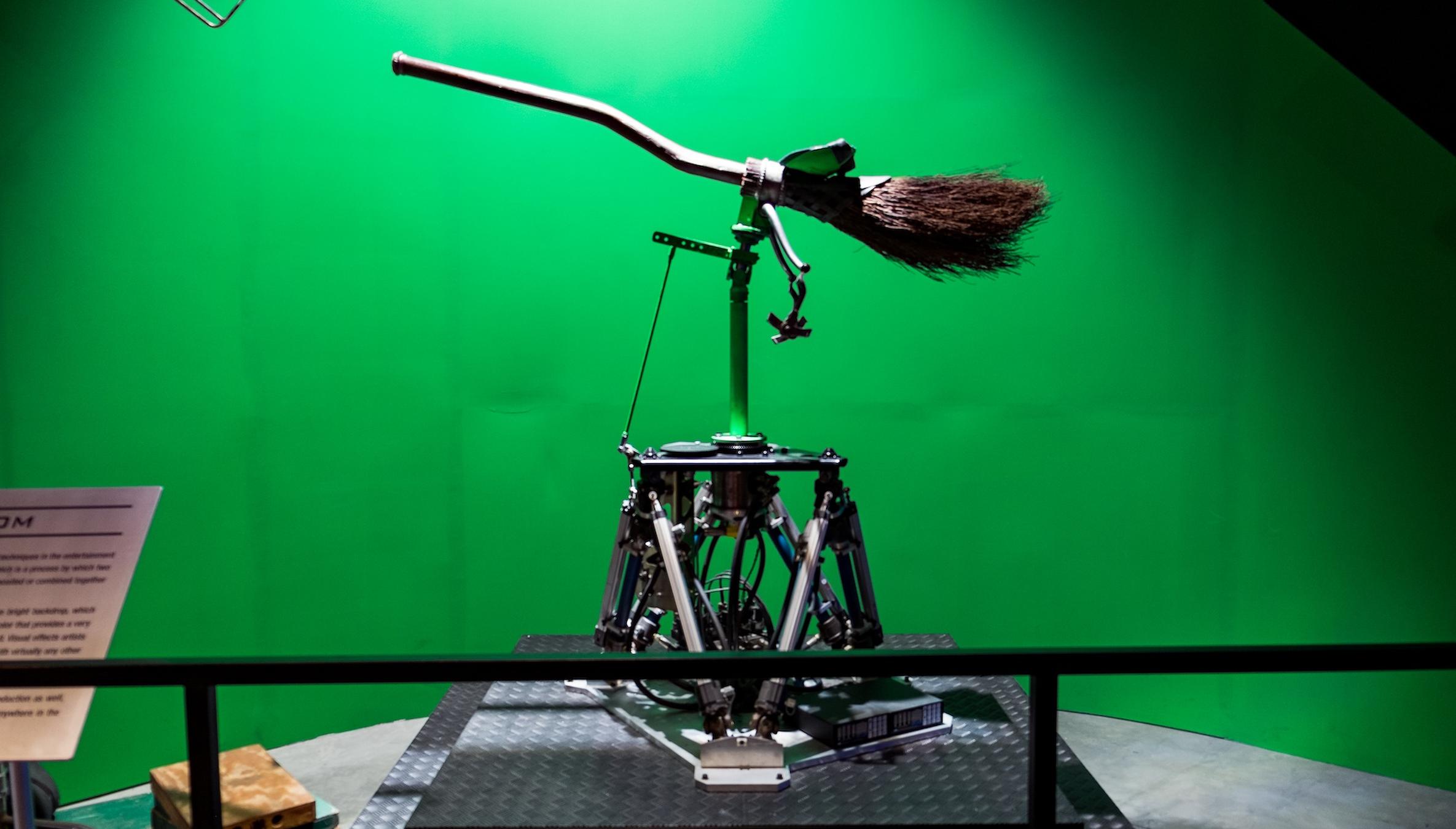 How to Use a Green Screen | StarNow