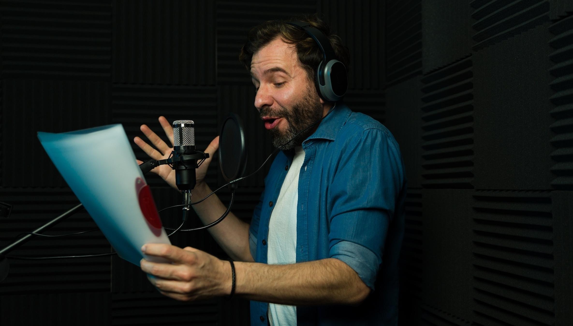 How to Become a Voice Actor in the UK | Mandy