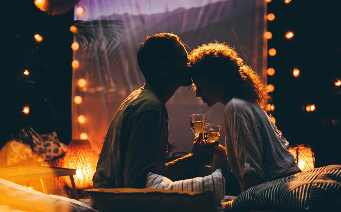 How to Become a Hand Model: a Complete Guide | Backstage