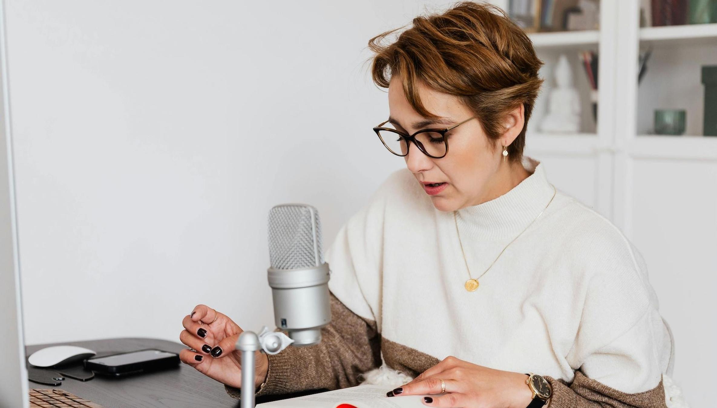 How to Become an Audiobook Narrator in the UK| StarNow