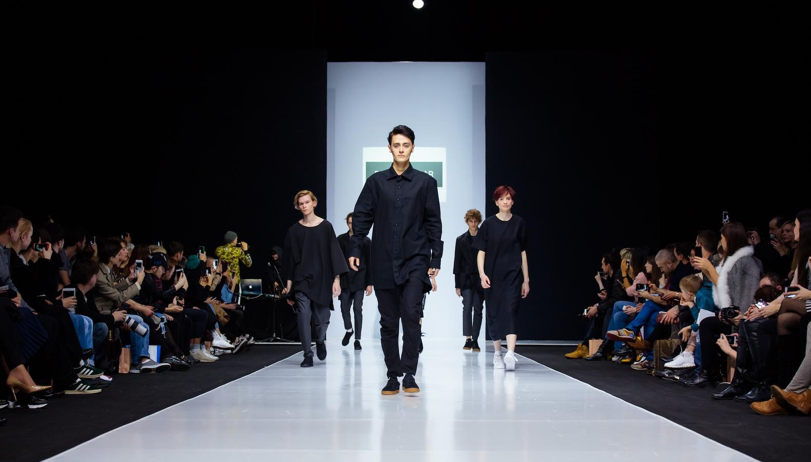 Modeling as a Career: Benefits, Job Outlooks + Requirements | Backstage