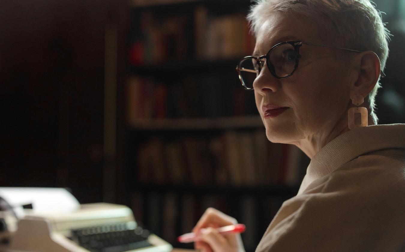 How to Cry on Command: 7 Tips for Crying on Cue | Backstage