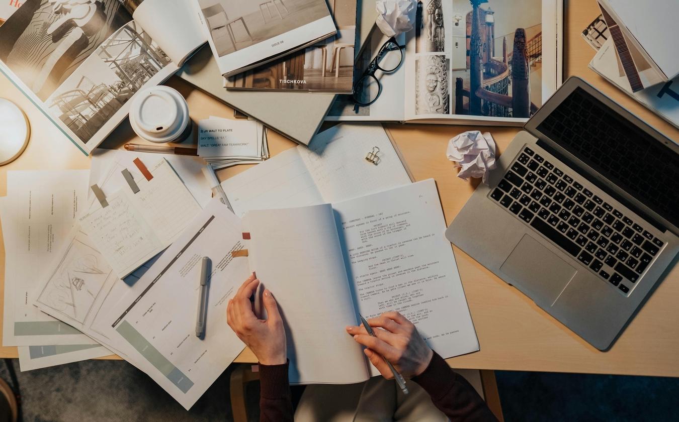 What Is Cross-Cutting in Film? How to Use This Editing Technique