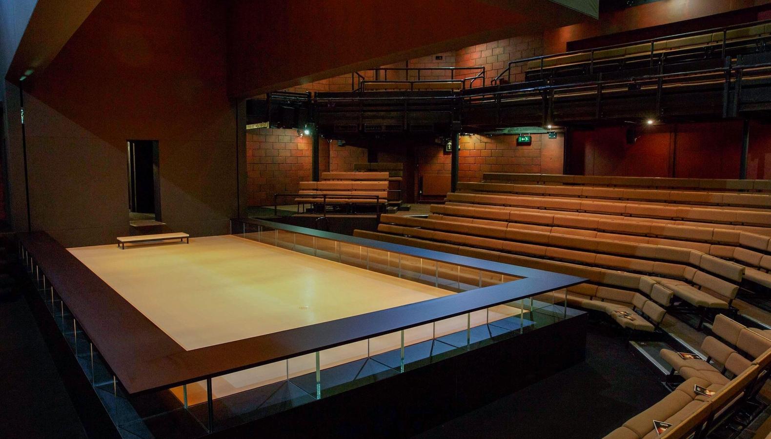 What Is a Thrust Stage? Definition + Examples | Backstage