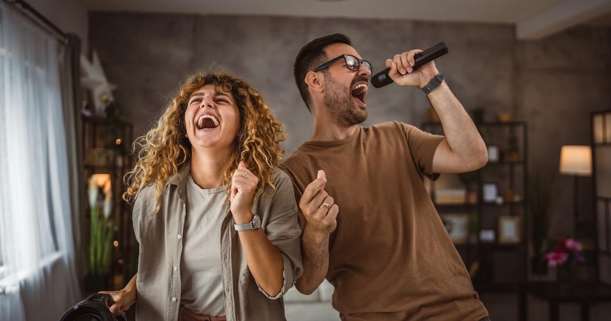 Singing Techniques to Improve Your Vocal Performance | Backstage