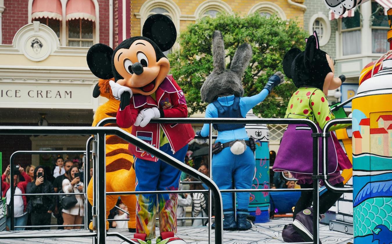 Two-Minute Monologues for Auditions and Practice | Backstage