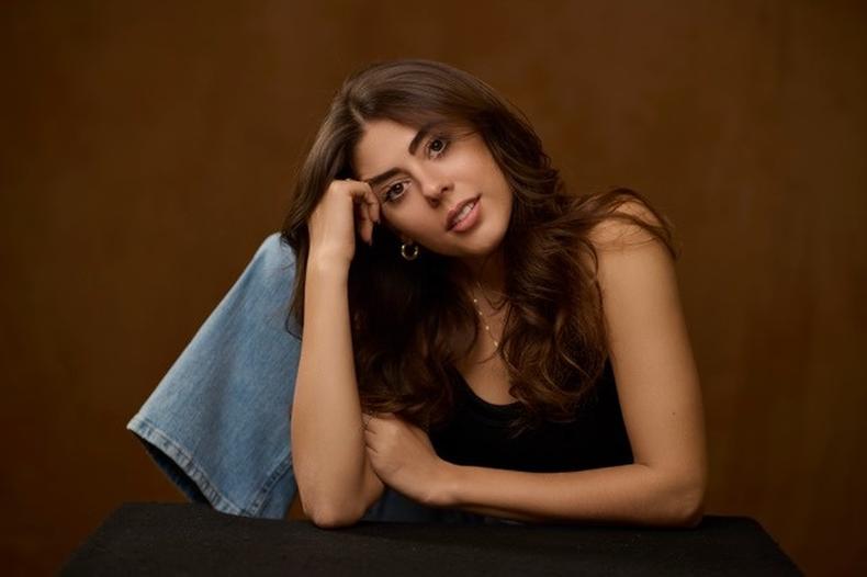 Acting Headshot Examples: Here’s What a Great Headshot Looks Like ...