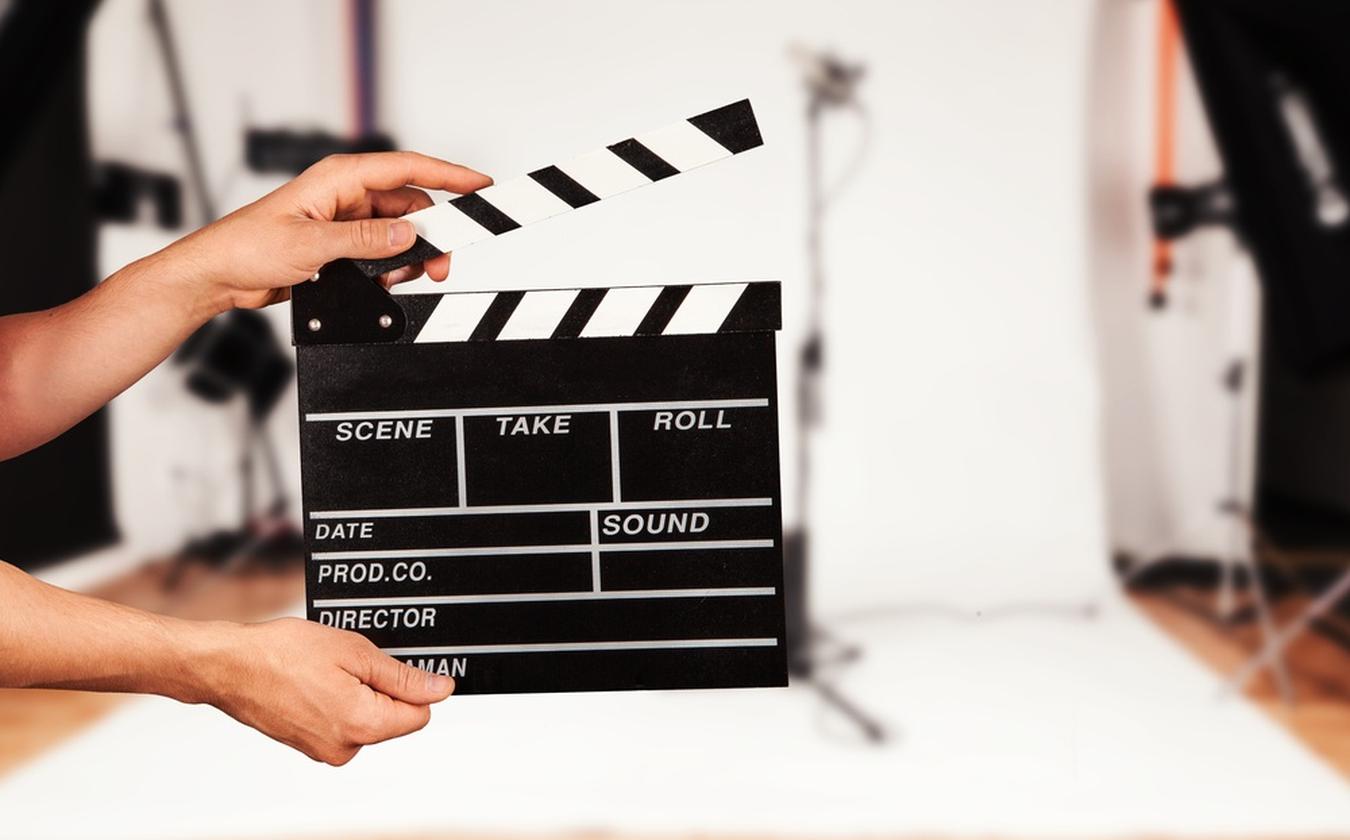 Now Casting: A 1920s Hollywood-Set Paramount Feature Needs Background ...