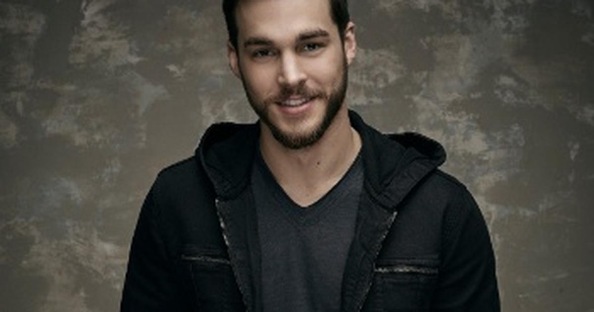 Why Chris Wood Bulked Up 30 Pounds for ‘Containment’