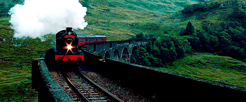 11 Harry Potter Landmarks You Can Visit in Real Life