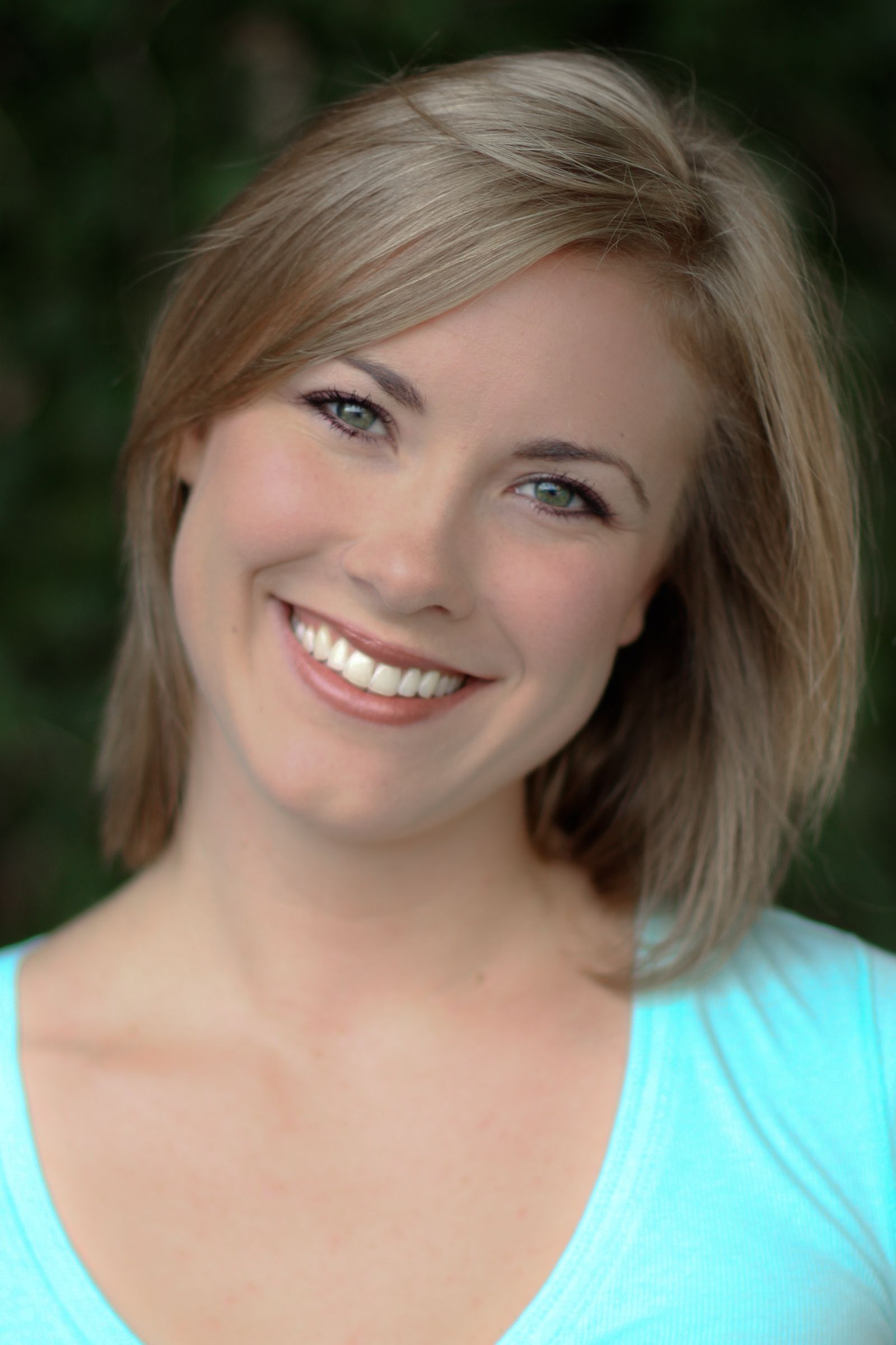 Elizabeth Miller's Instagram, Twitter & Facebook on IDCrawl