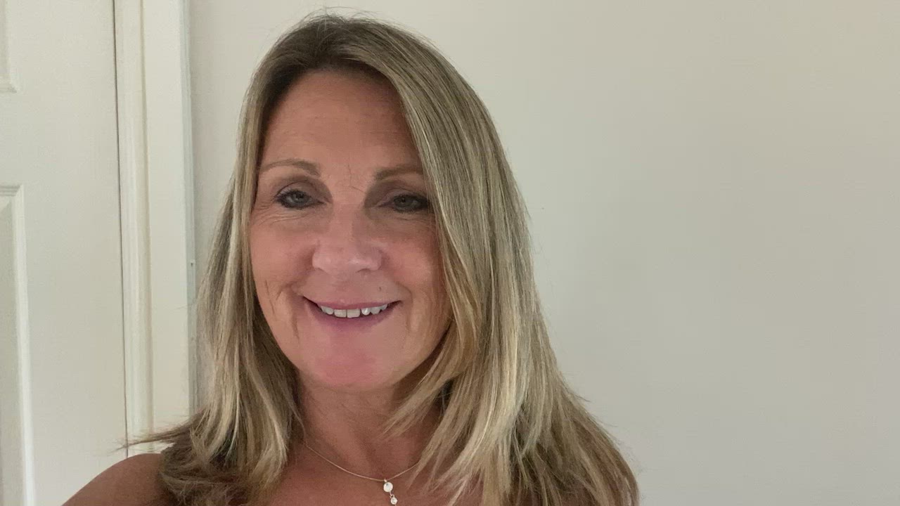 Susan Barker - Professional Profile, Photos on StarNow