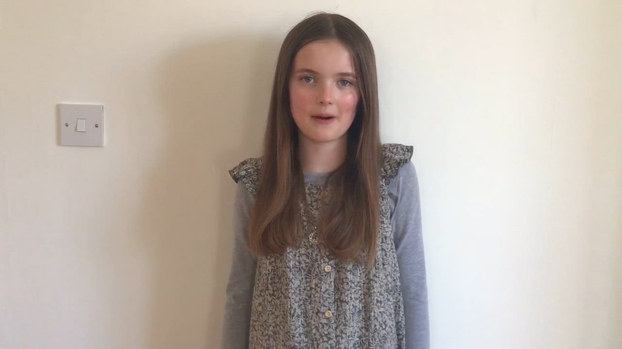 Lottie Briscoe - Professional Profile, Photos on StarNow