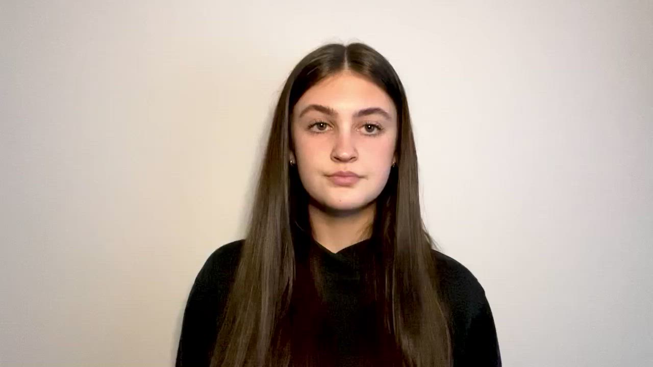 Ellie Reid - Professional Profile, Photos on StarNow