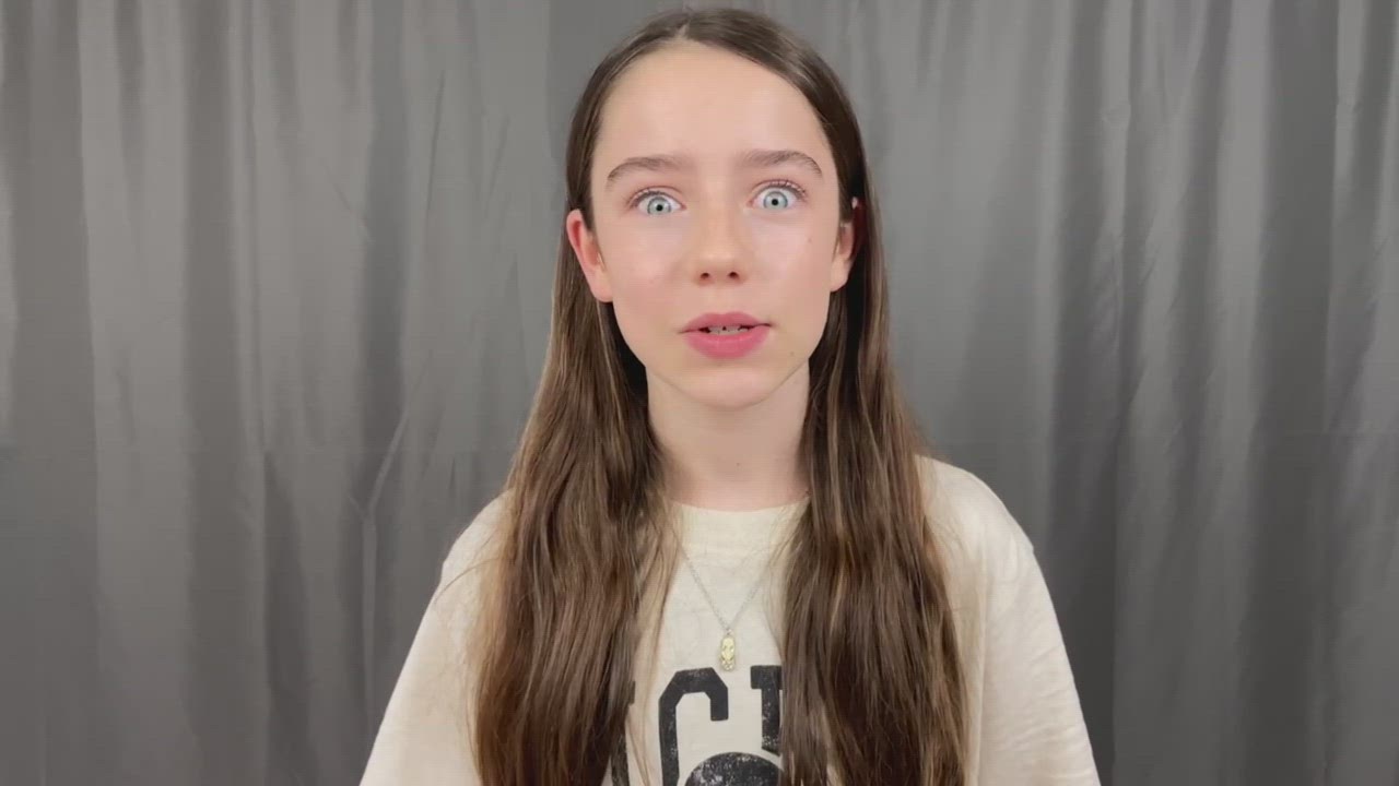 Lily-Rae Lowe - Professional Profile, Photos on Mandy