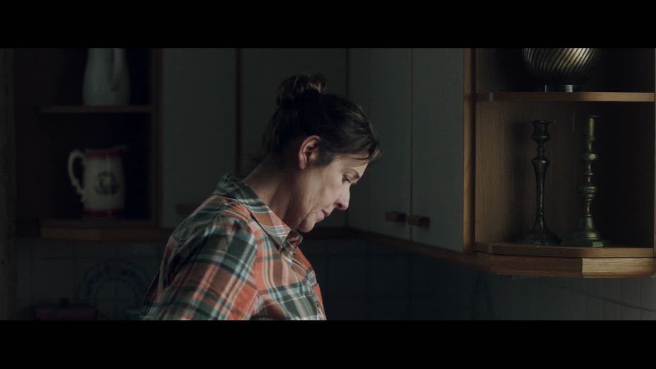 Emily Swain - Professional Profile, Photos on Mandy