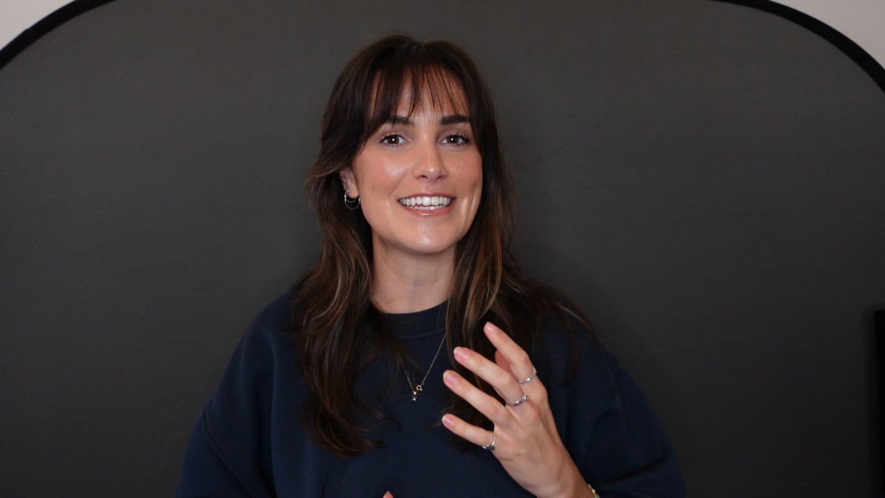 Madeleine Russell - Professional Profile, Photos on StarNow