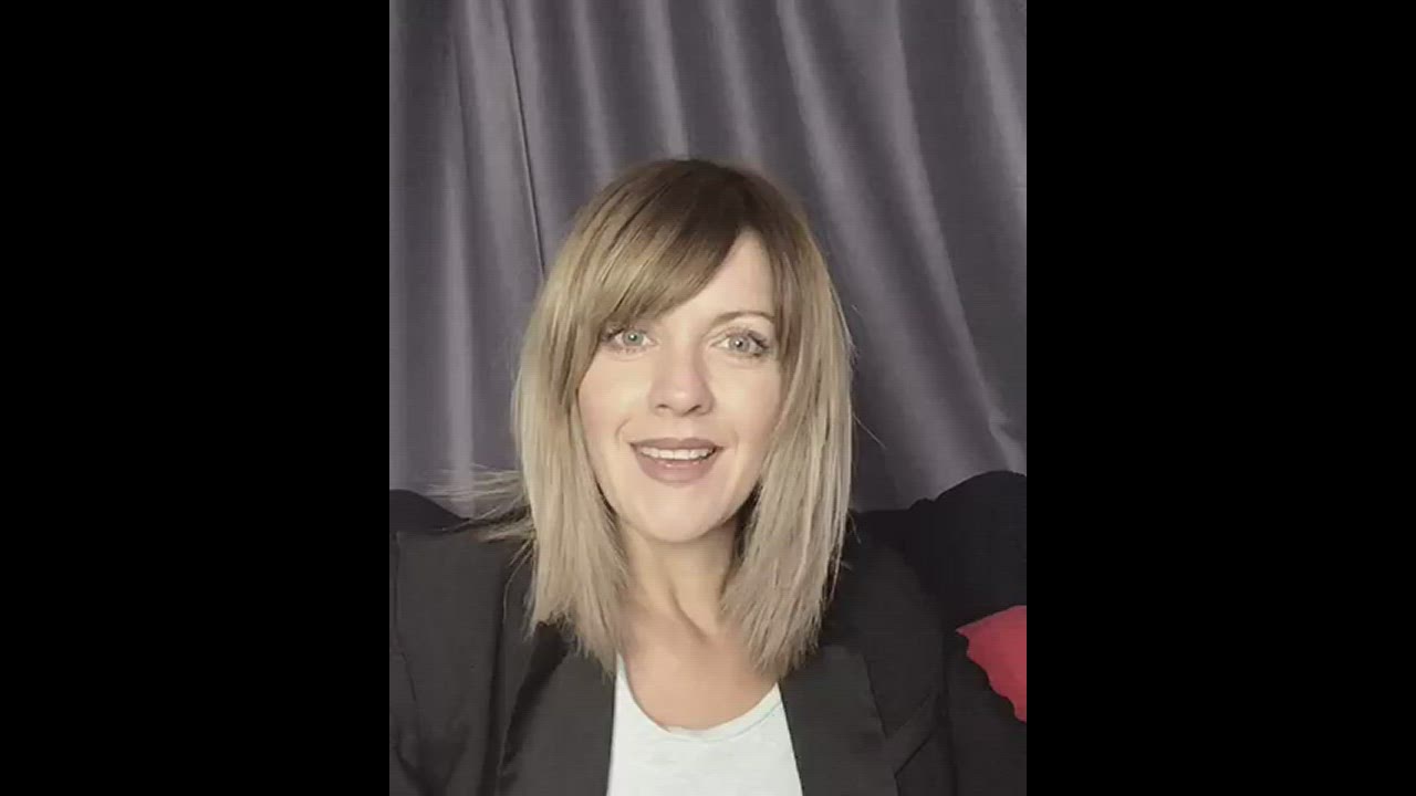 Vicky Field - Professional Profile, Photos on StarNow