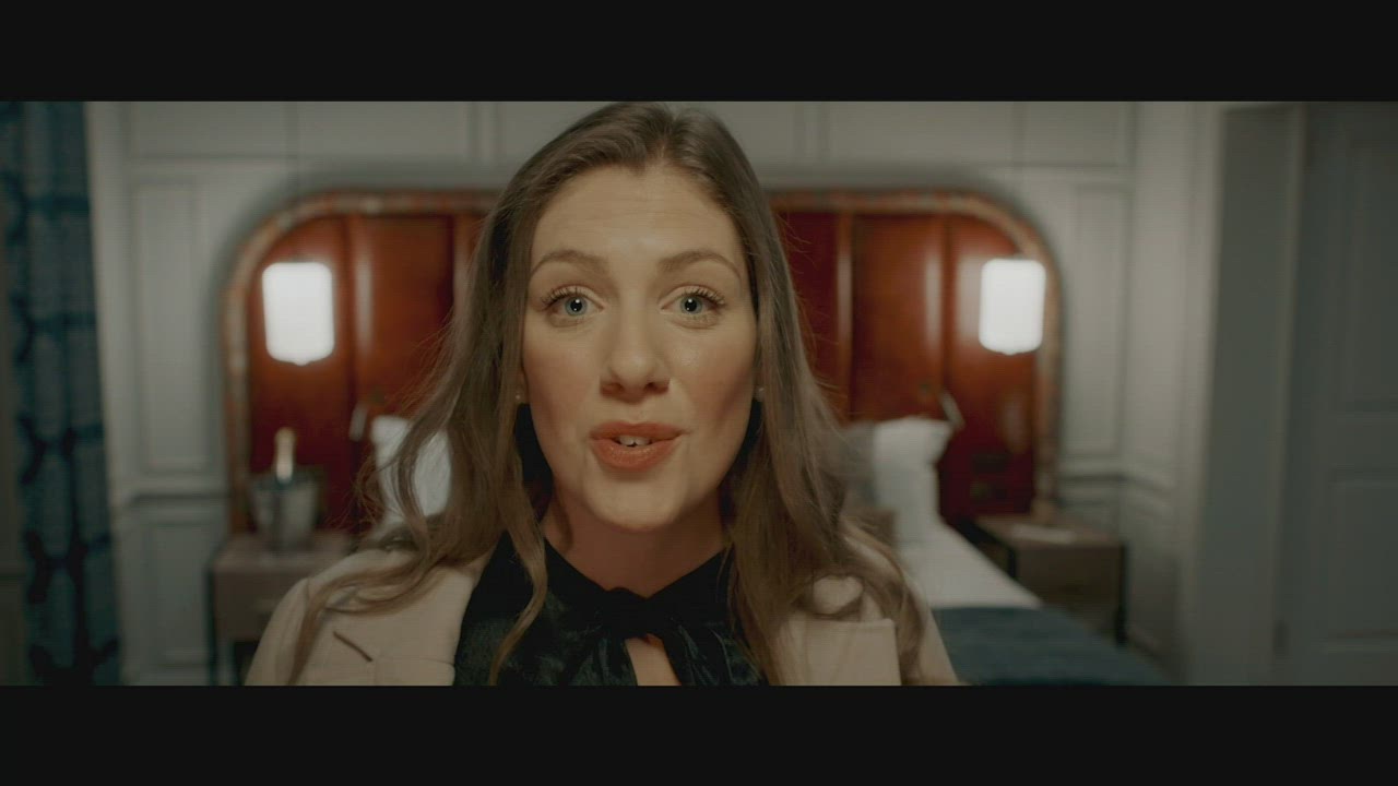 Kate Hawkins - Professional Profile, Photos on Mandy