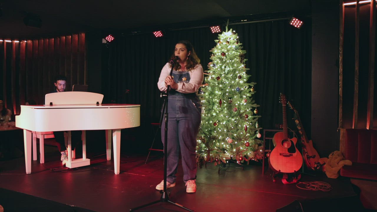 Francesca Smith - Professional Profile, Photos on Mandy - Actor& Singer