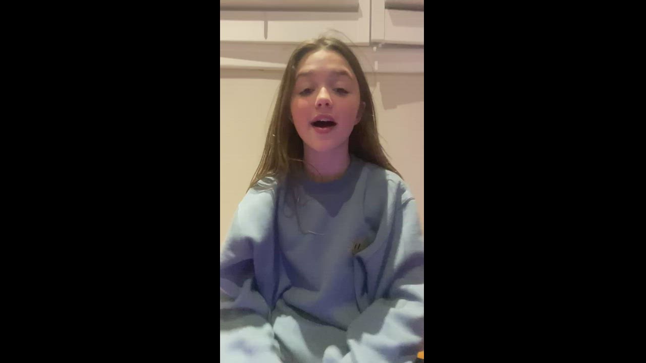 Mackenzie Thomas - Professional Profile, Photos on StarNow