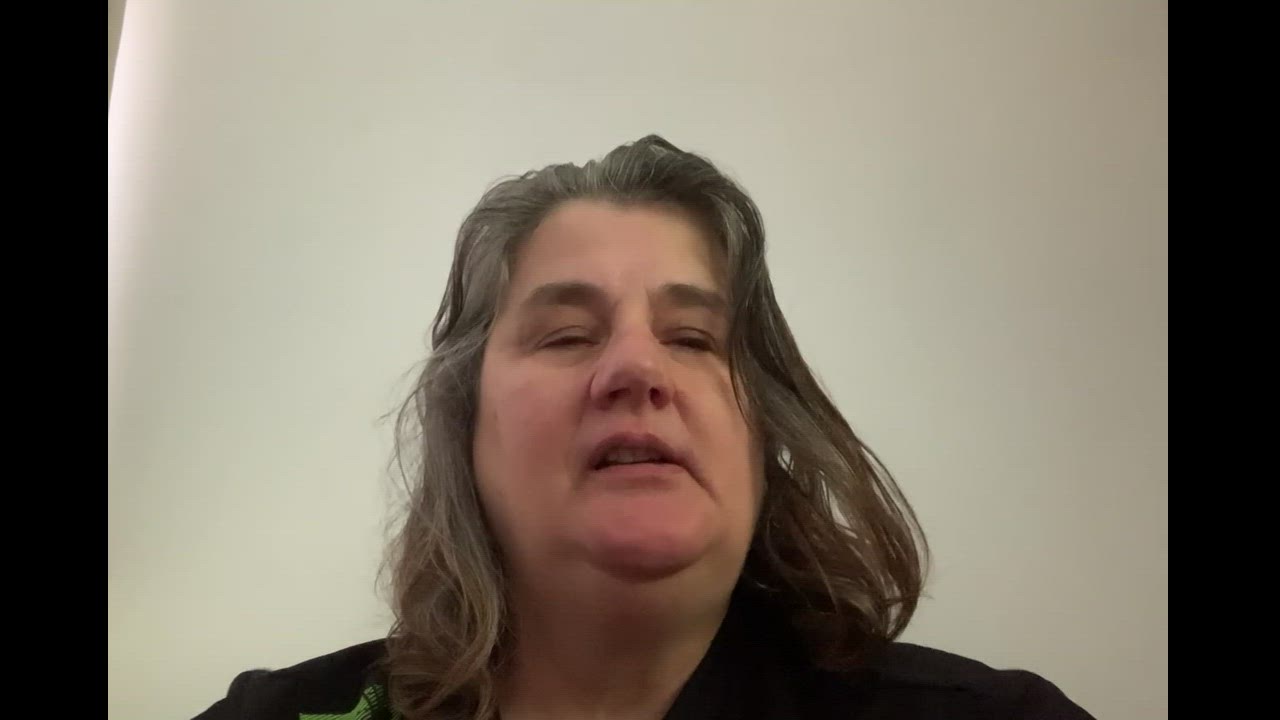 Beth Sanderson - Professional Profile, Photos on Mandy