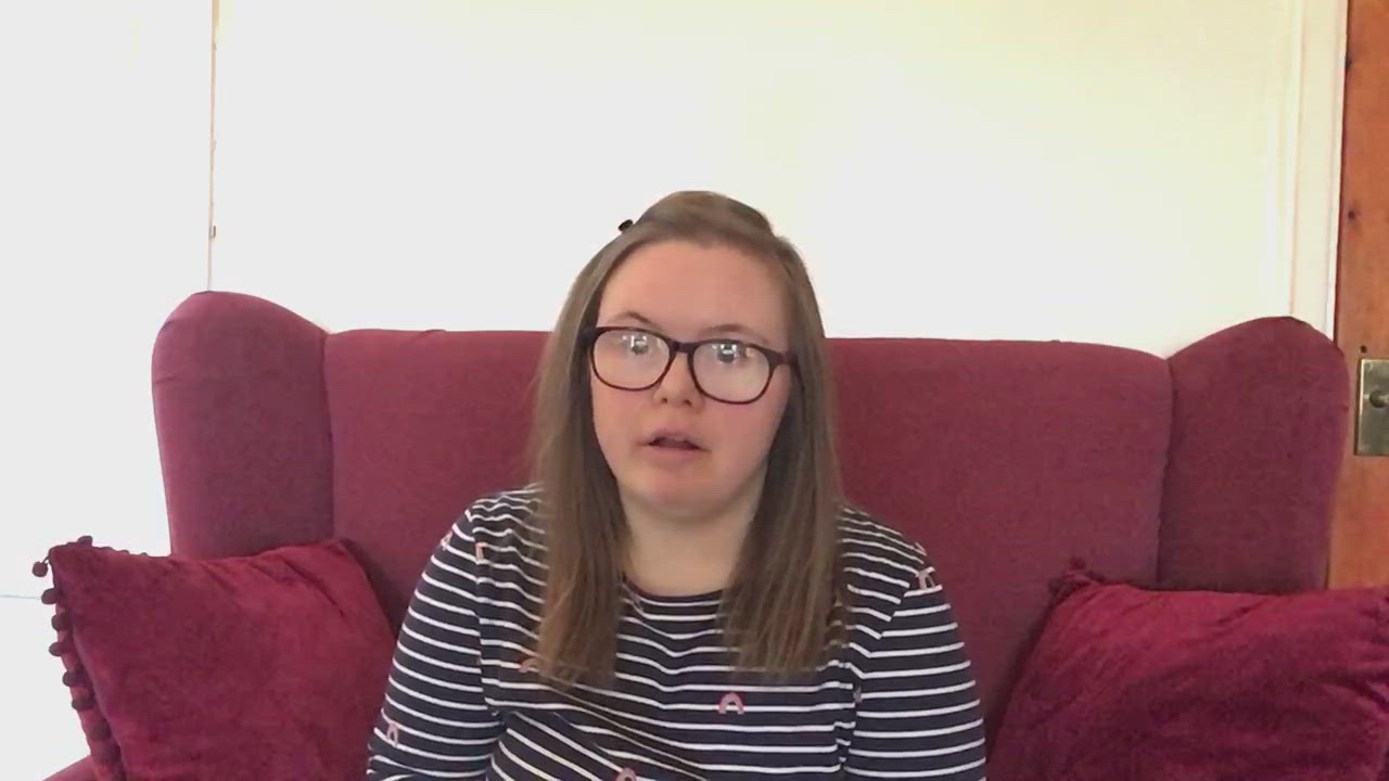 Poppy Mae Barrett - Professional Profile, Photos on StarNow