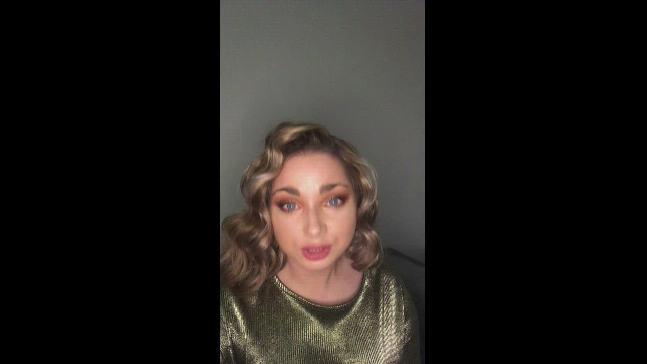 Ashley Maclean - Professional Profile, Photos on StarNow