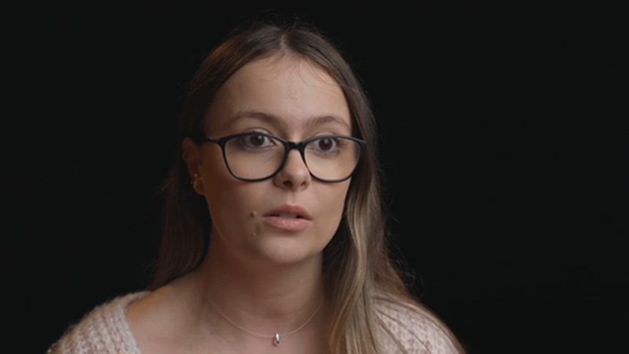 Abbi Chelsea - Professional Profile, Photos on Mandy - Singer Actor