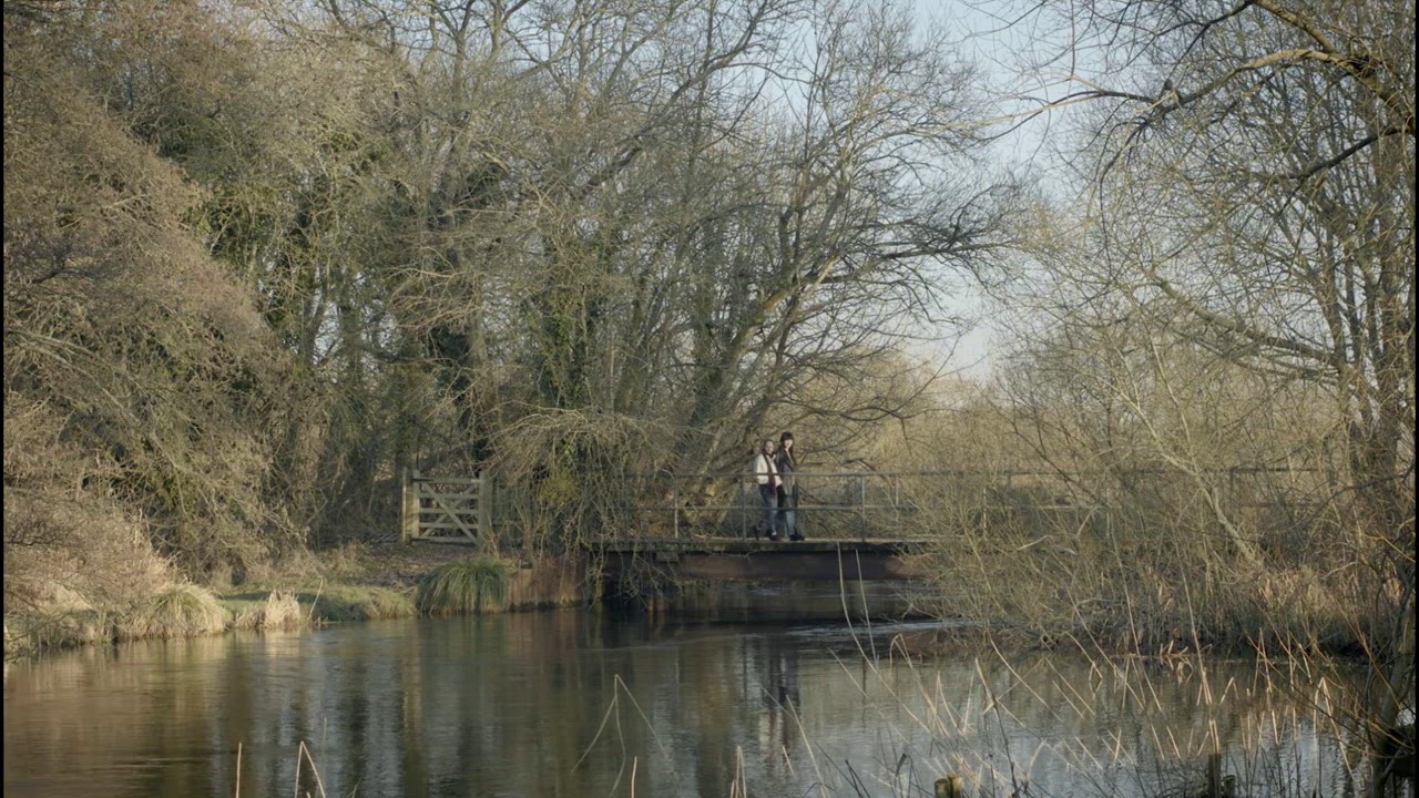 Halle Thompson - Professional Profile, Photos on StarNow