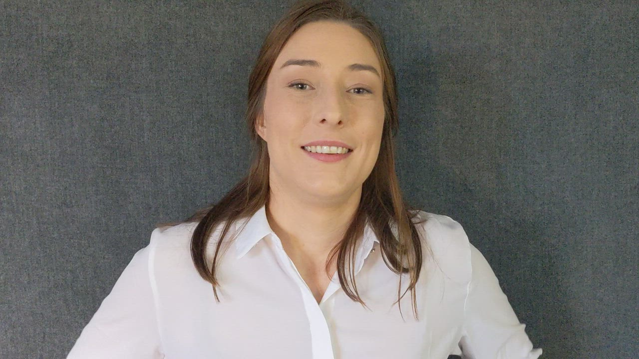 Ashleigh Rainer - Professional Profile, Photos on StarNow