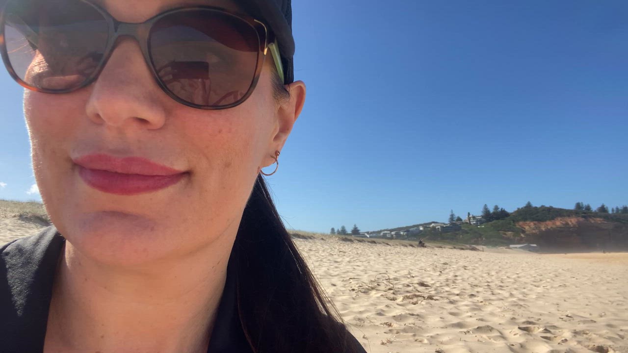 Suzanne Elizabeth - Professional Profile, Photos on StarNow - Actor