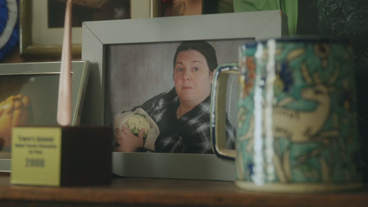 Lauren Hendricks - Professional Profile, Photos on Mandy