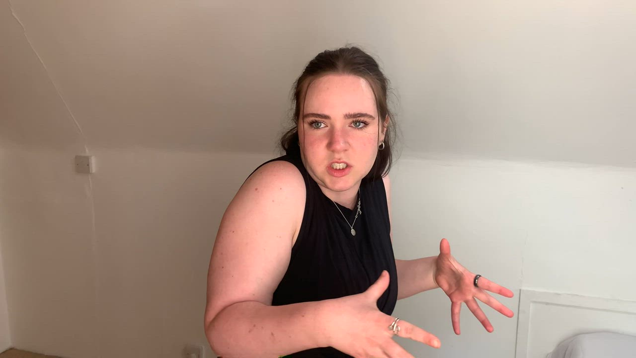 Maria Cook - Professional Profile, Photos on Mandy